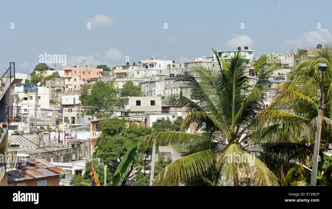 Poor housing caribbean hi-res stock photography and images - Alamy
