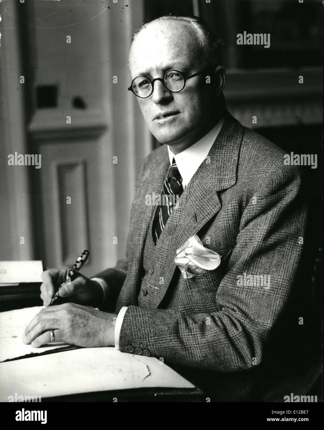 Hugh walpole hi-res stock photography and images - Alamy