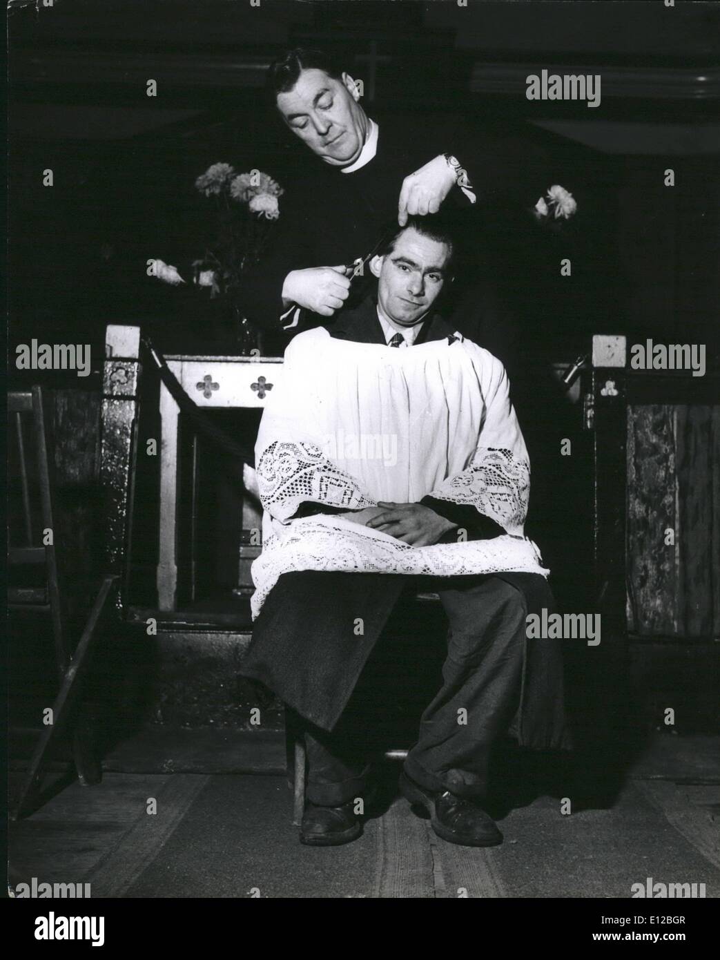 Archival haircut hi-res stock photography and images - Alamy