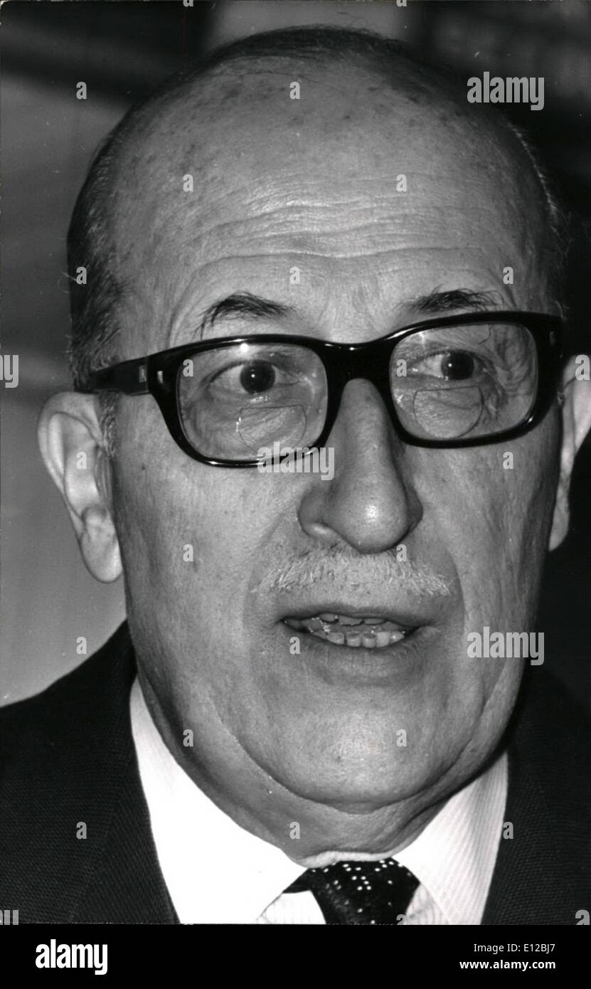 2011 professor louis merlin hi-res stock photography and images - Alamy