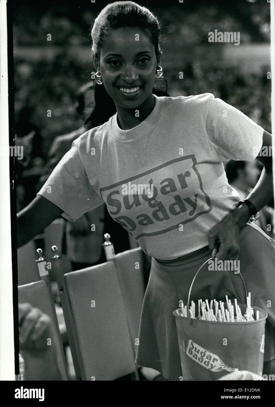 Dec. 20, 2011 - Houston Astrodome King Riggs Tennis match. Candy girl ...