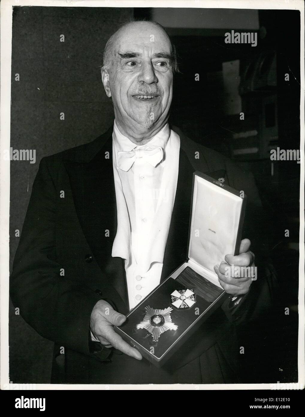 Sir thomas beecham hi-res stock photography and images - Alamy