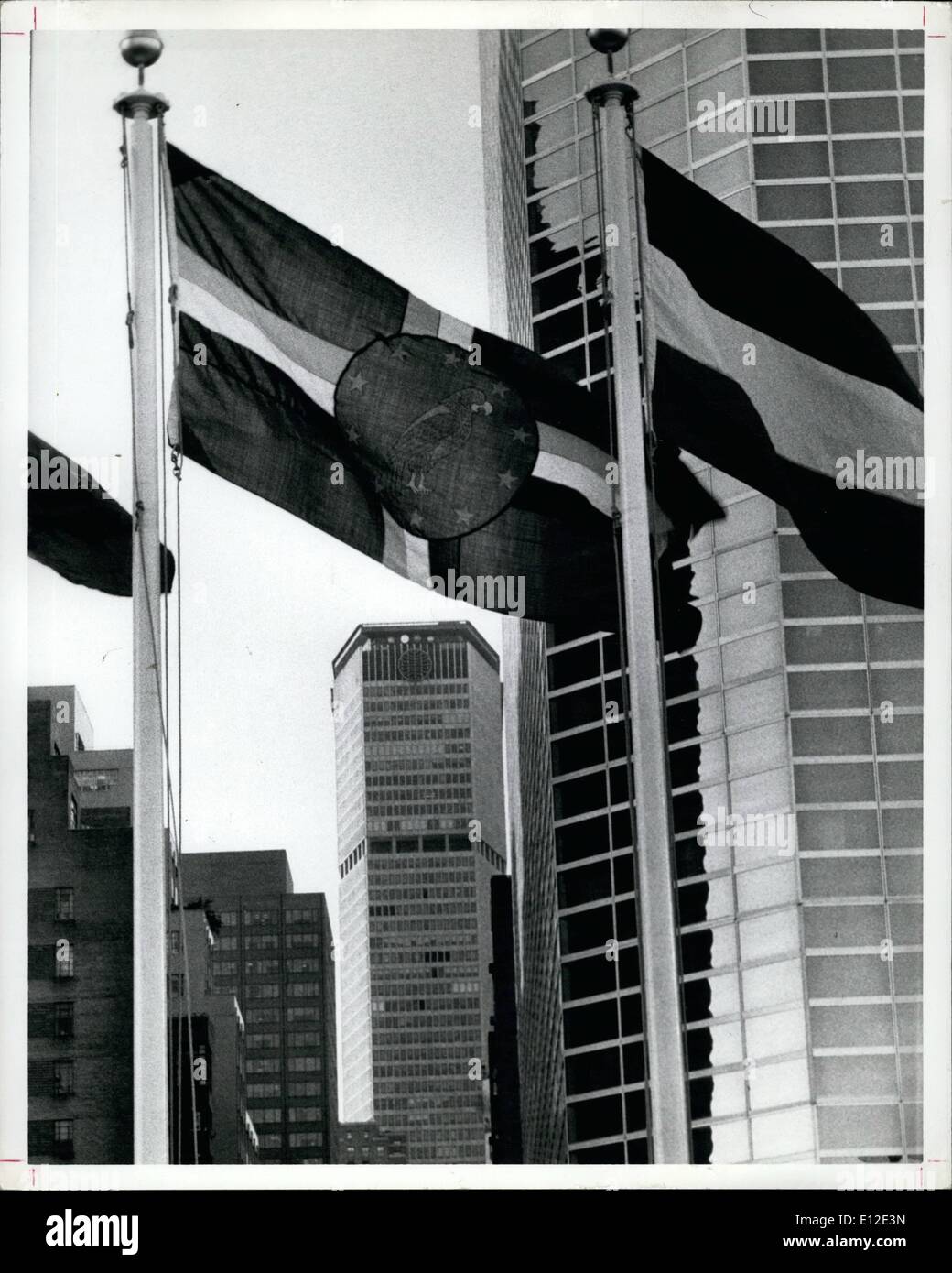 Raising the white flag hi-res stock photography and images - Alamy