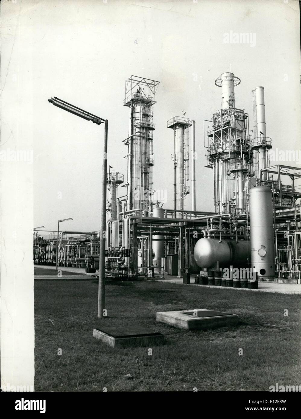 Petroleum Refinery Stock Photos & Petroleum Refinery Stock Images - Alamy