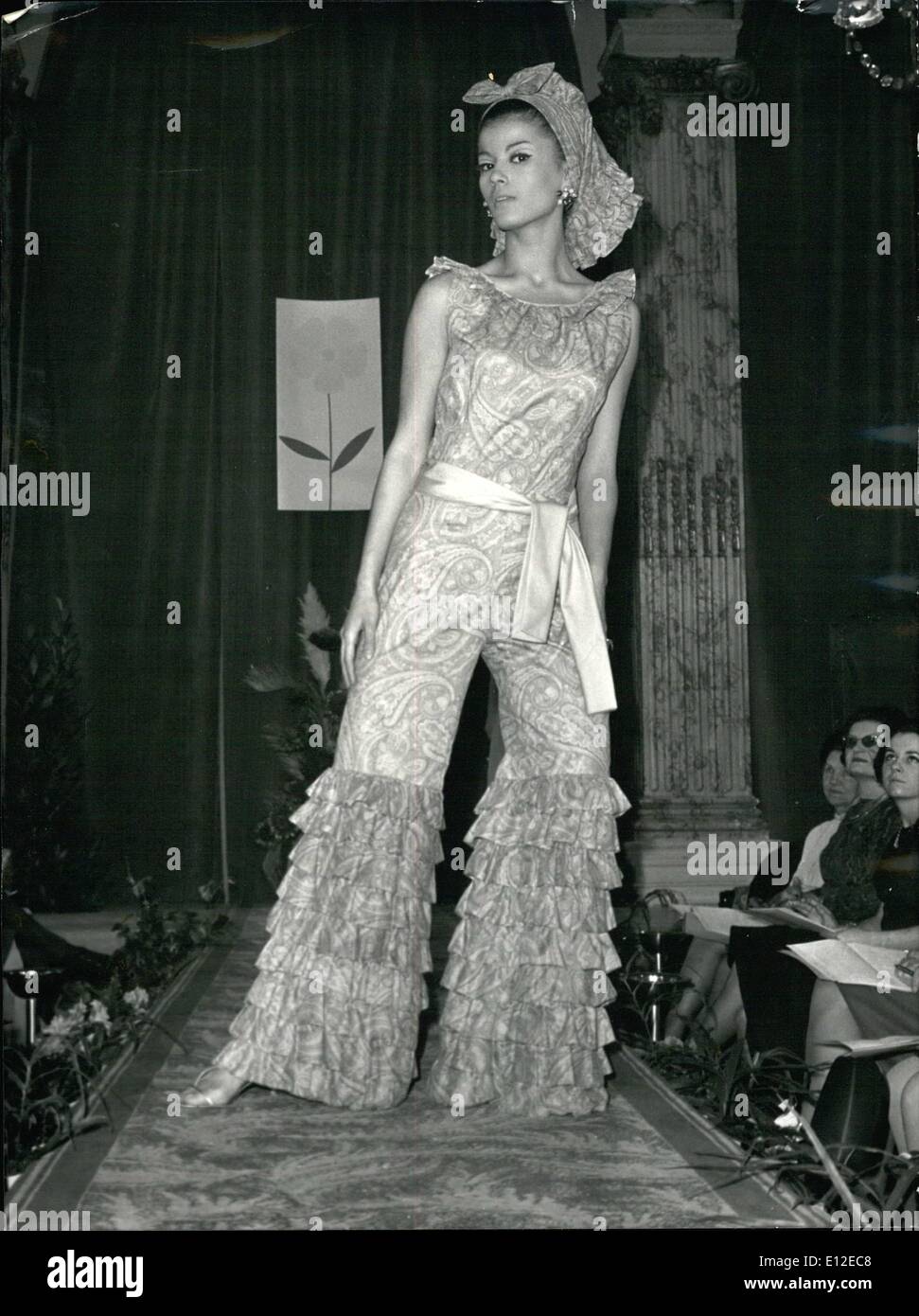 Dec. 20, 2011 - Boutique Show Opens - A Boutique, Show Opened in a ...