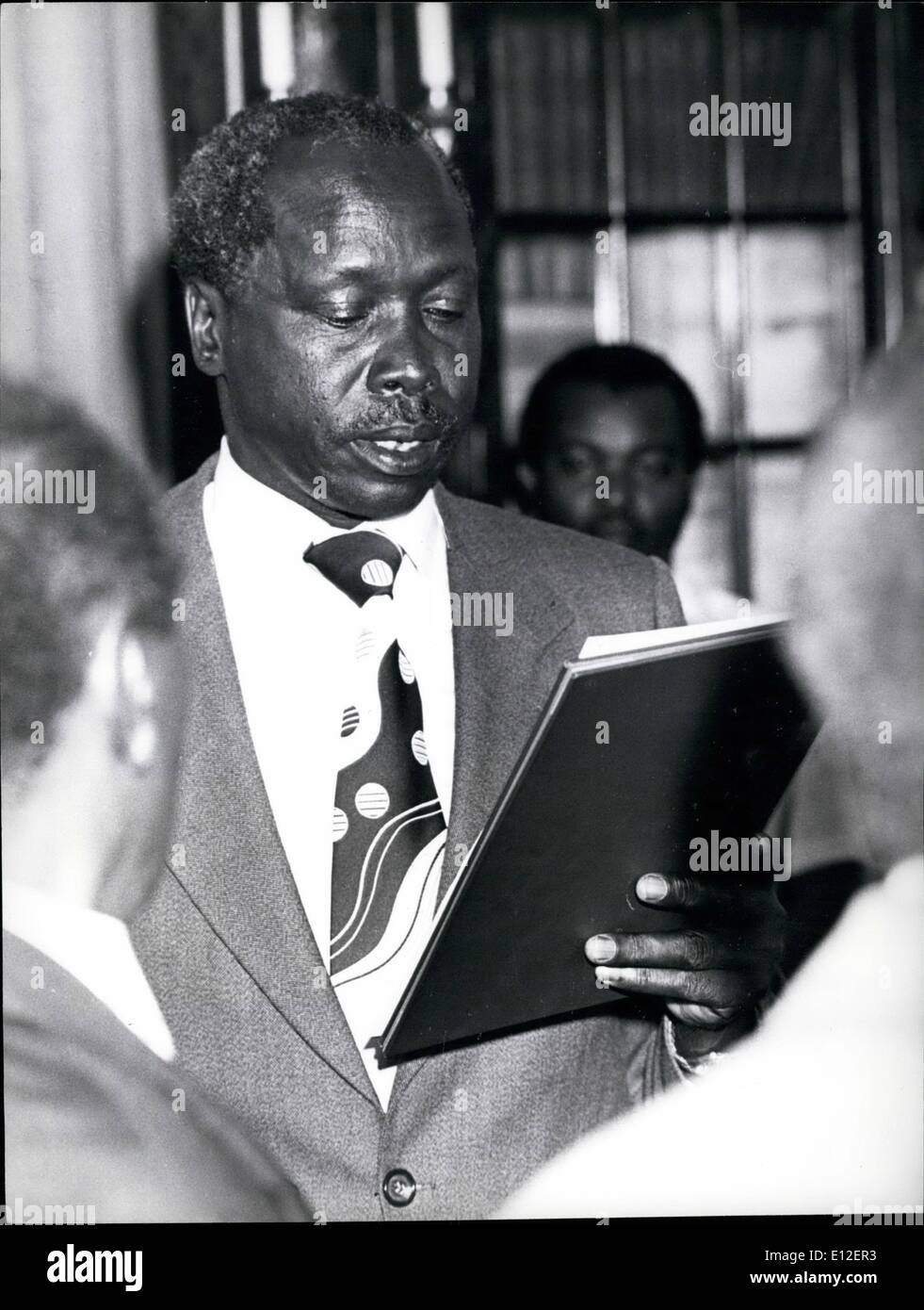 Dec. 21, 2011 - Acting President Takes Oath. Daniel Arap Moi takes oath ...