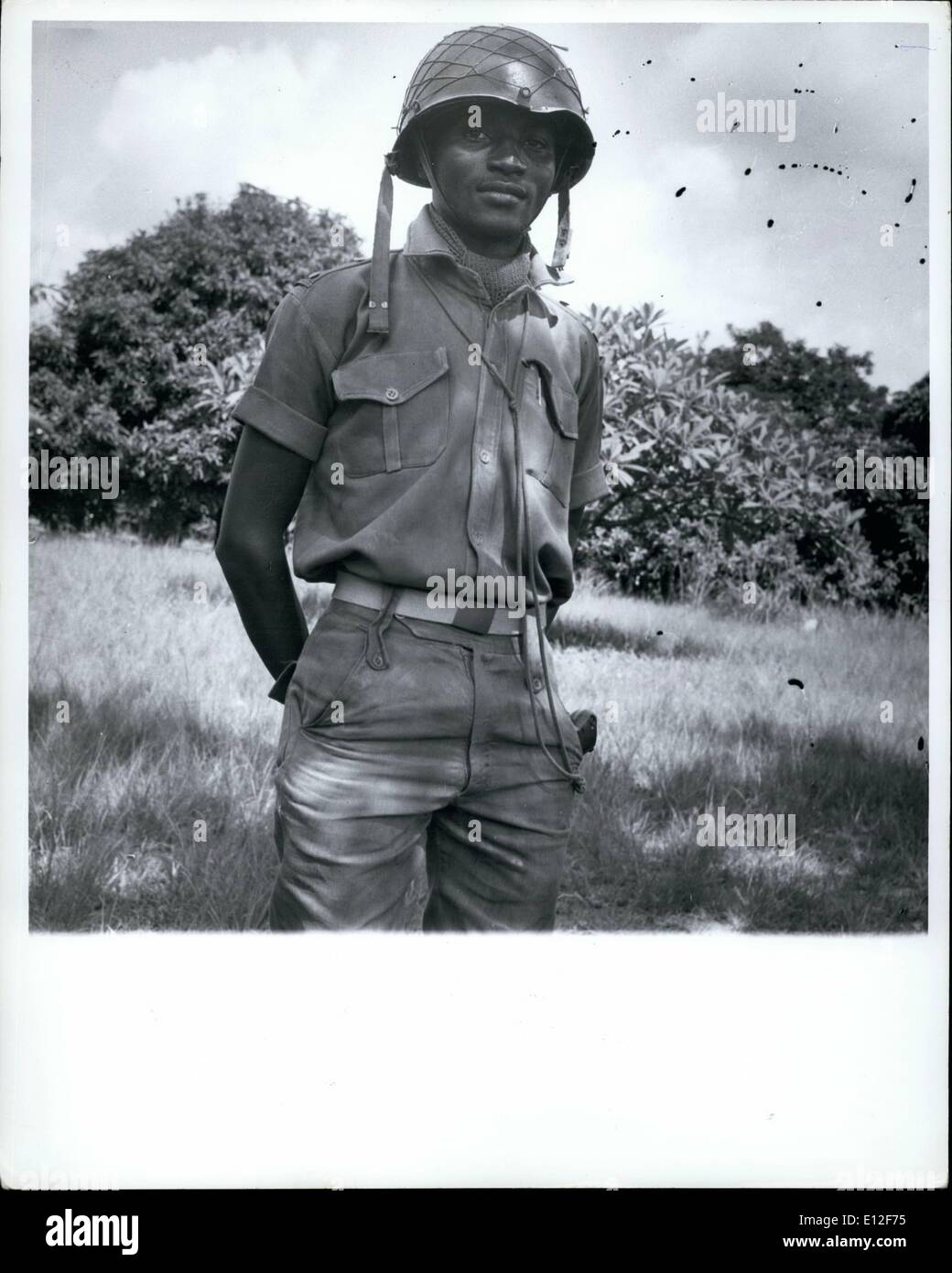 Second leutenant isiah gowon hi-res stock photography and images - Alamy