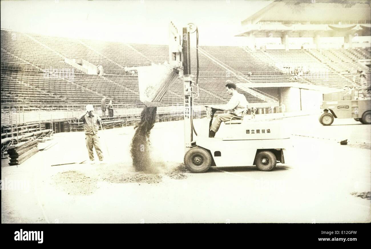 Olympic track hi-res stock photography and images - Alamy