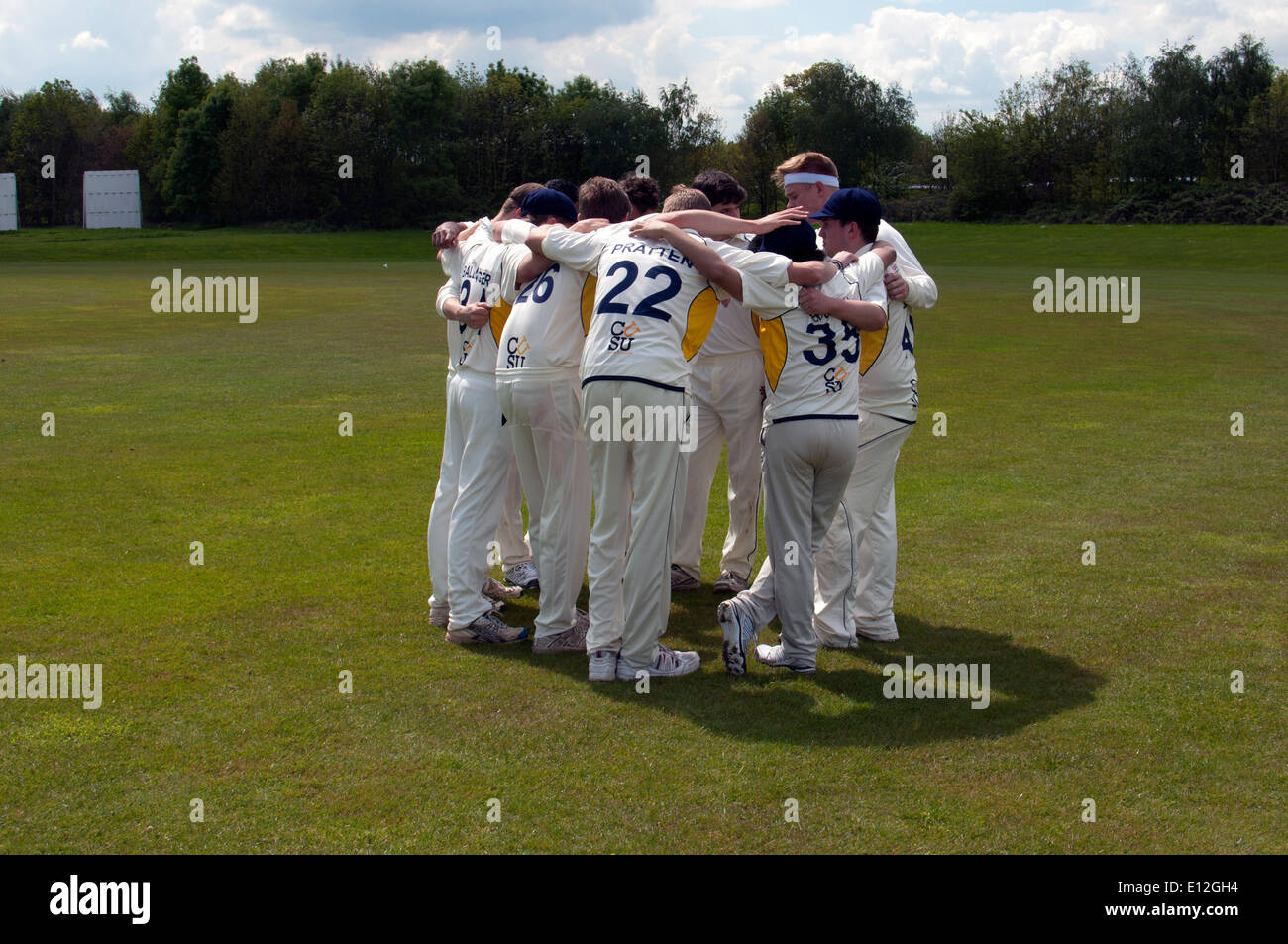 Group huddle, men`s cricket at Warwick University, England, UK Stock ...