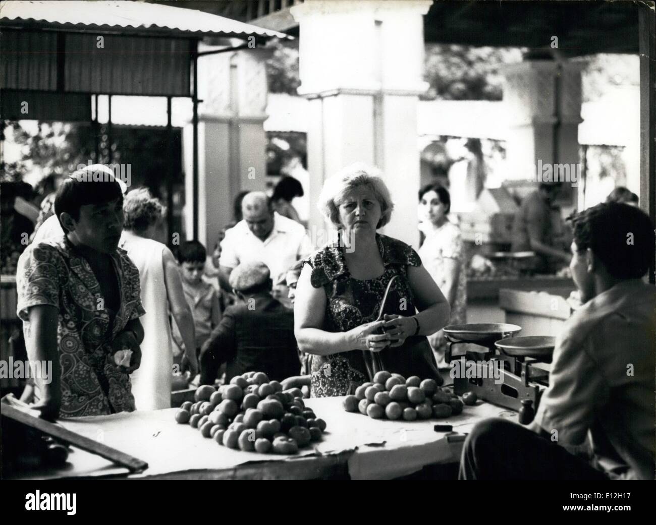 Jan. 10, 2012 - Market scene in Bukhara Stock Photo - Alamy