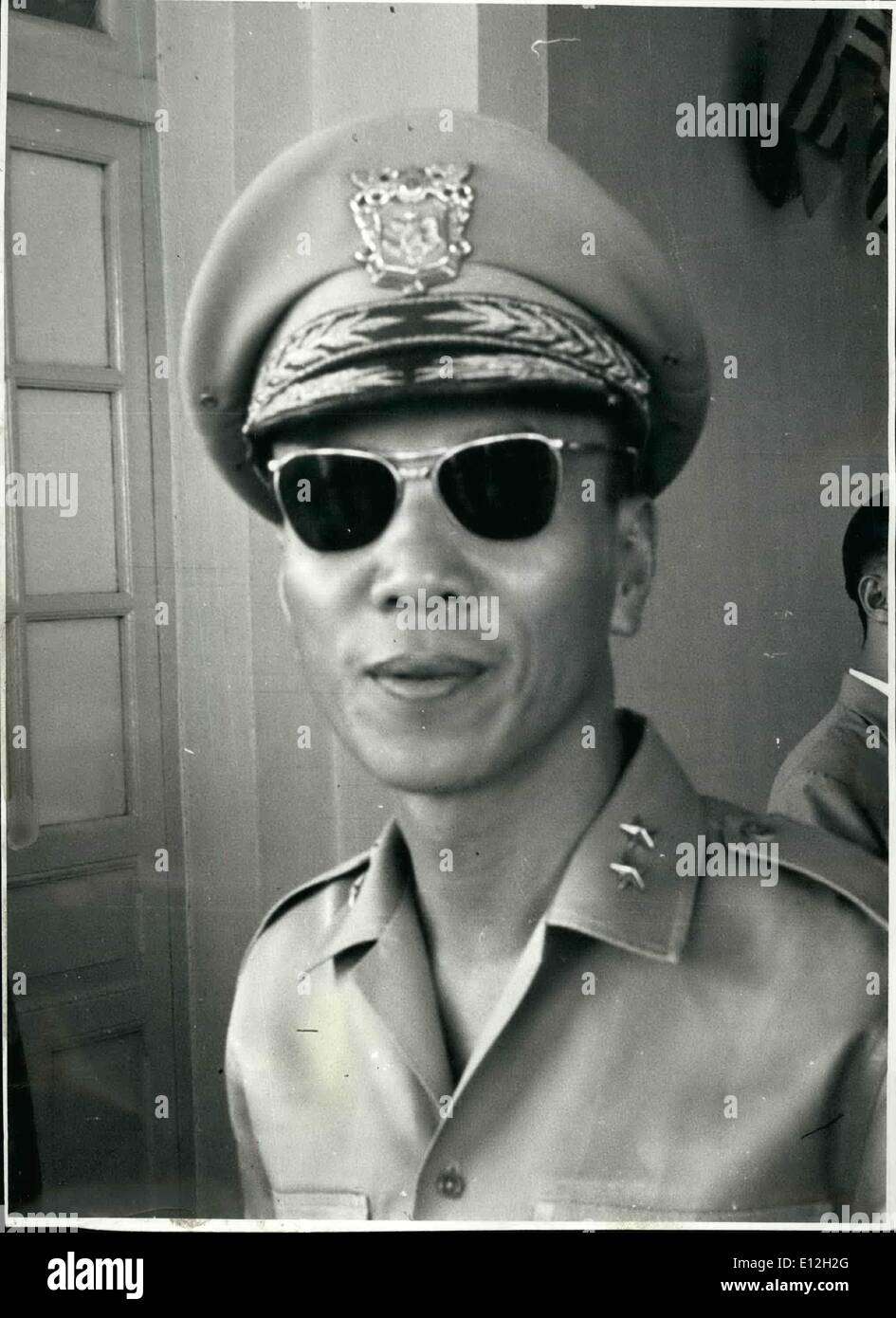 Vietnamese brig gen nguyen thieu hi-res stock photography and images ...