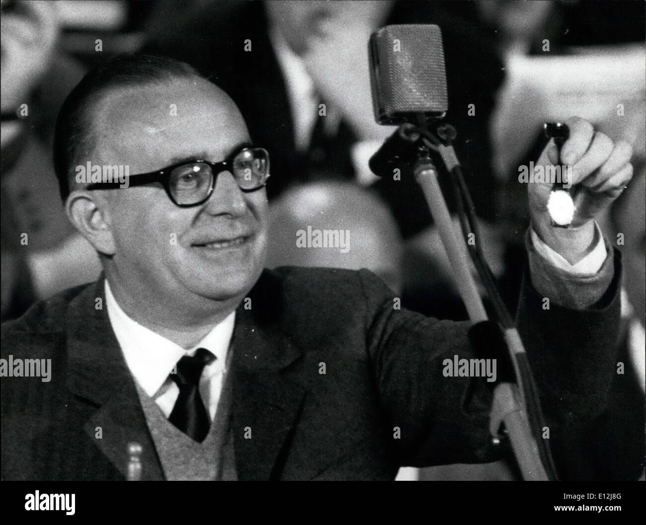 Saragat hi-res stock photography and images - Alamy