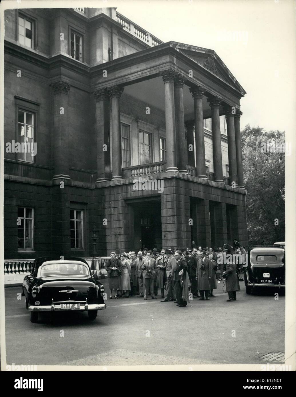 Press conference lancaster house hi-res stock photography and images ...