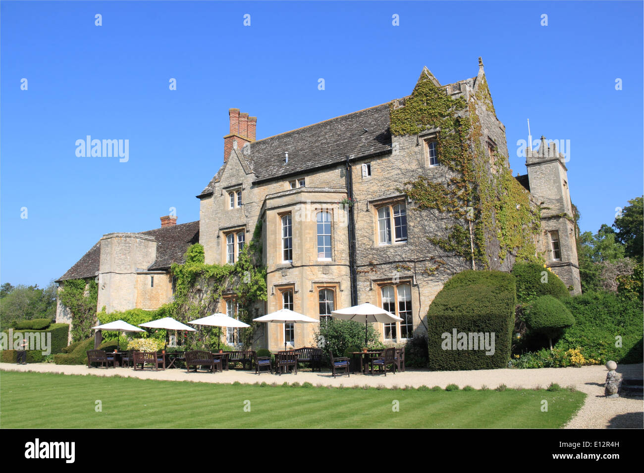 The Terrace at The Manor, 16thC hotel, Weston-on-the-Green, Oxfordshire ...