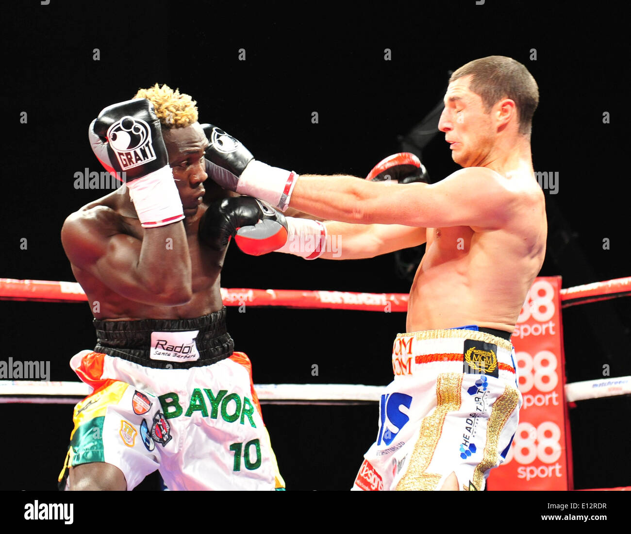 Boxing First Direct Arena High Resolution Stock Photography and Images ...