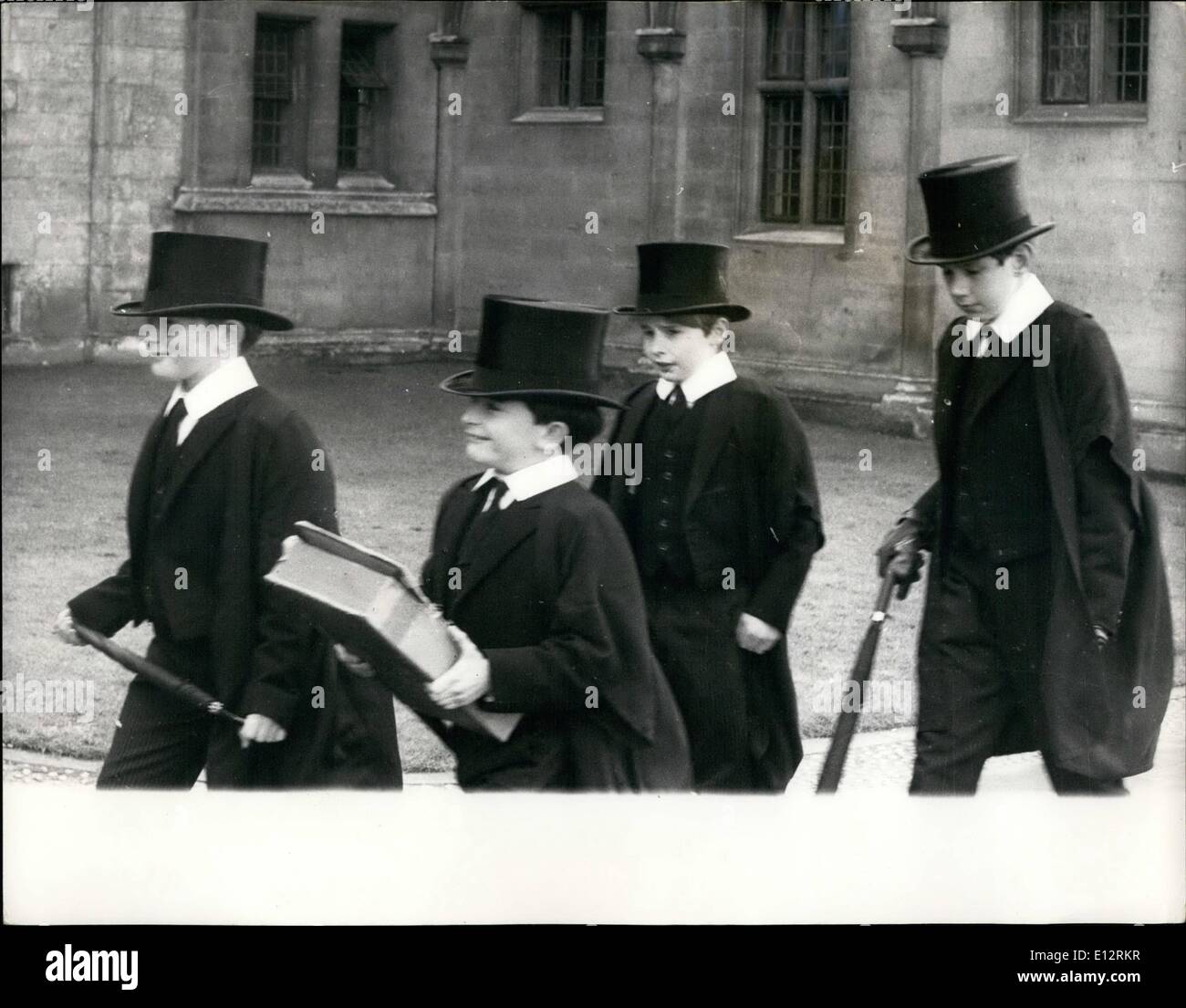 Christmas carol hi-res stock photography and images - Alamy