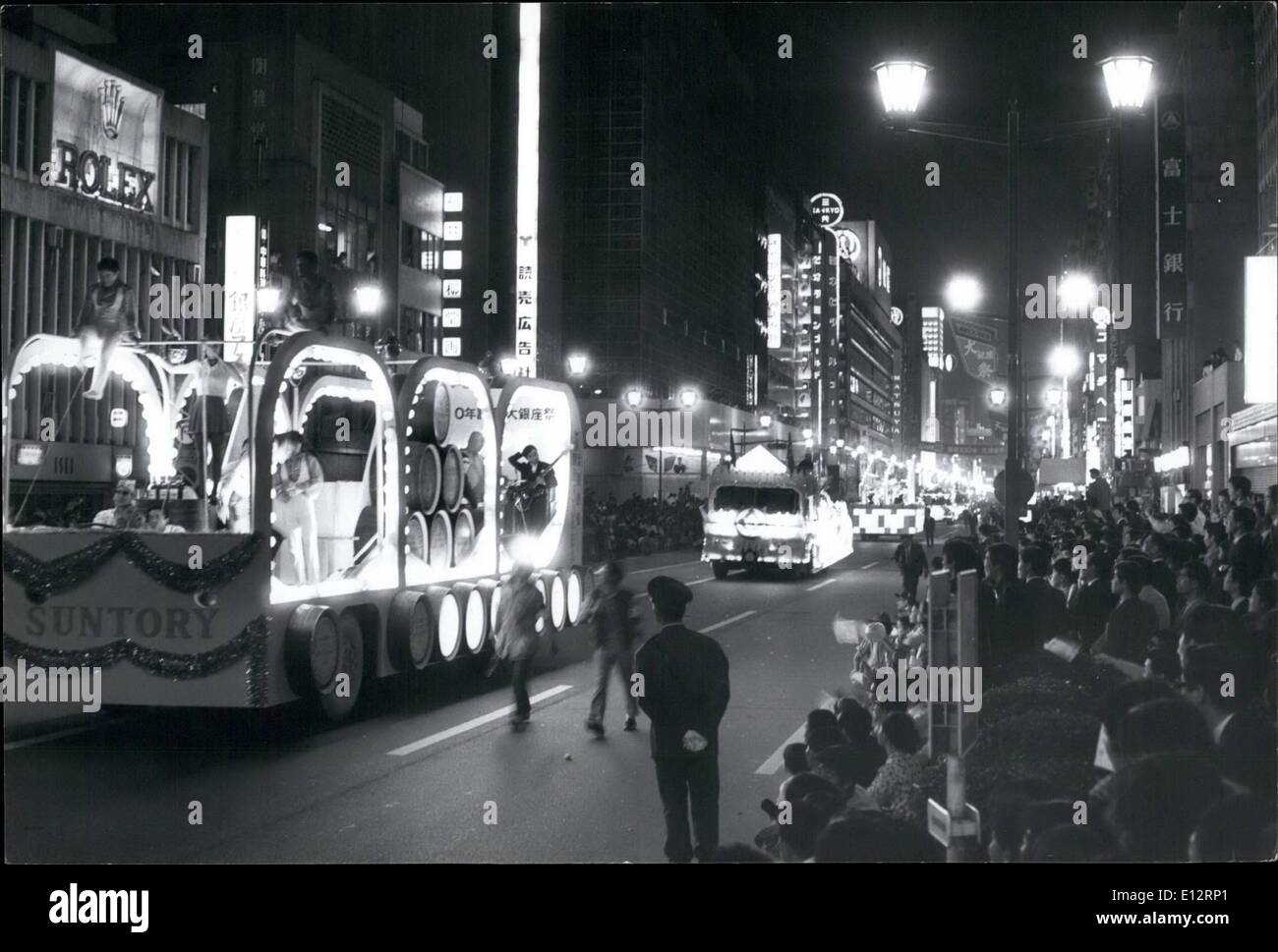 Feb. 24, 2012 - Parade in lights'' in Tokyo: Illuminated floats drive ...