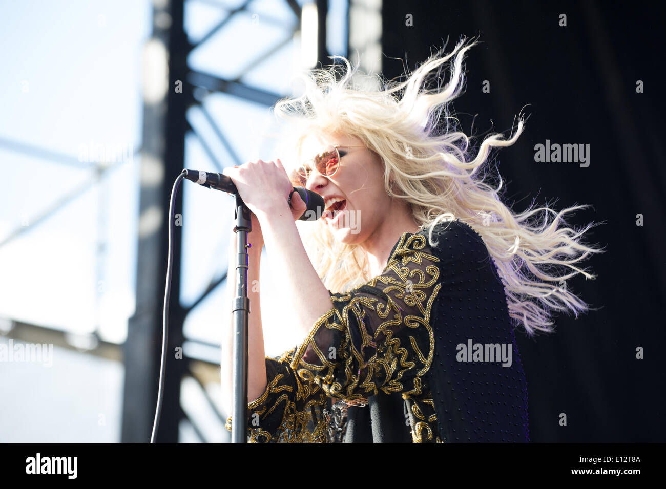 Columbus, Ohio, USA. 17th May, 2014. Lead seinger of American rock band ...