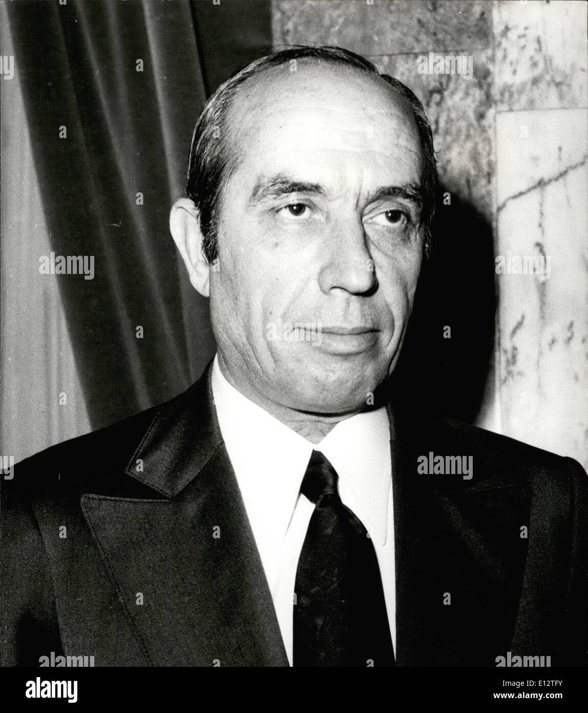 Transport minister hi-res stock photography and images - Alamy