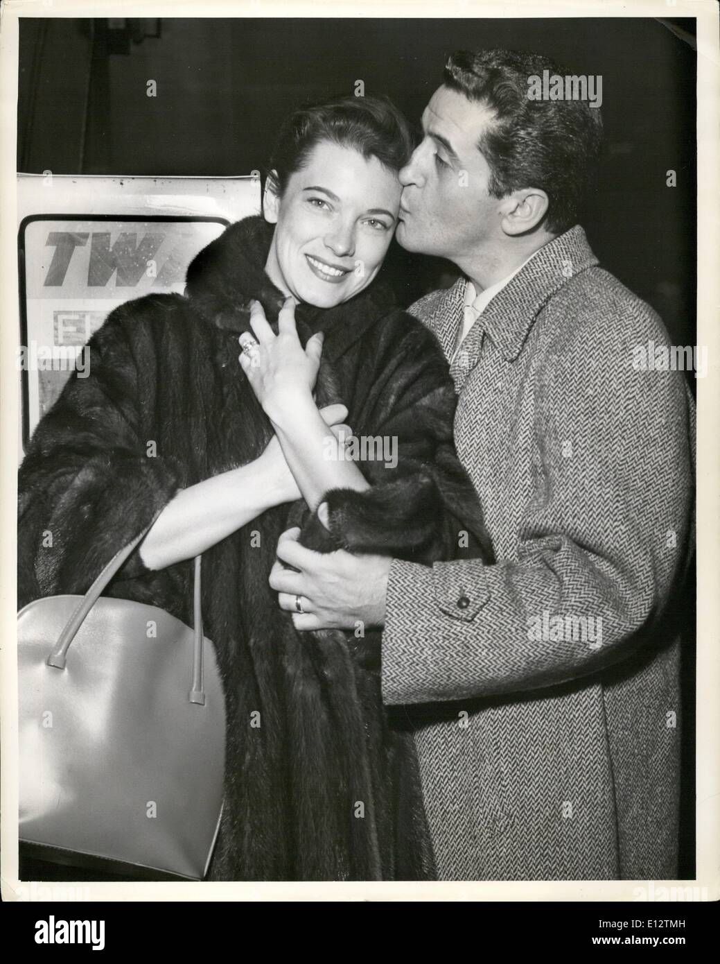 24 tv show hi-res stock photography and images - Alamy