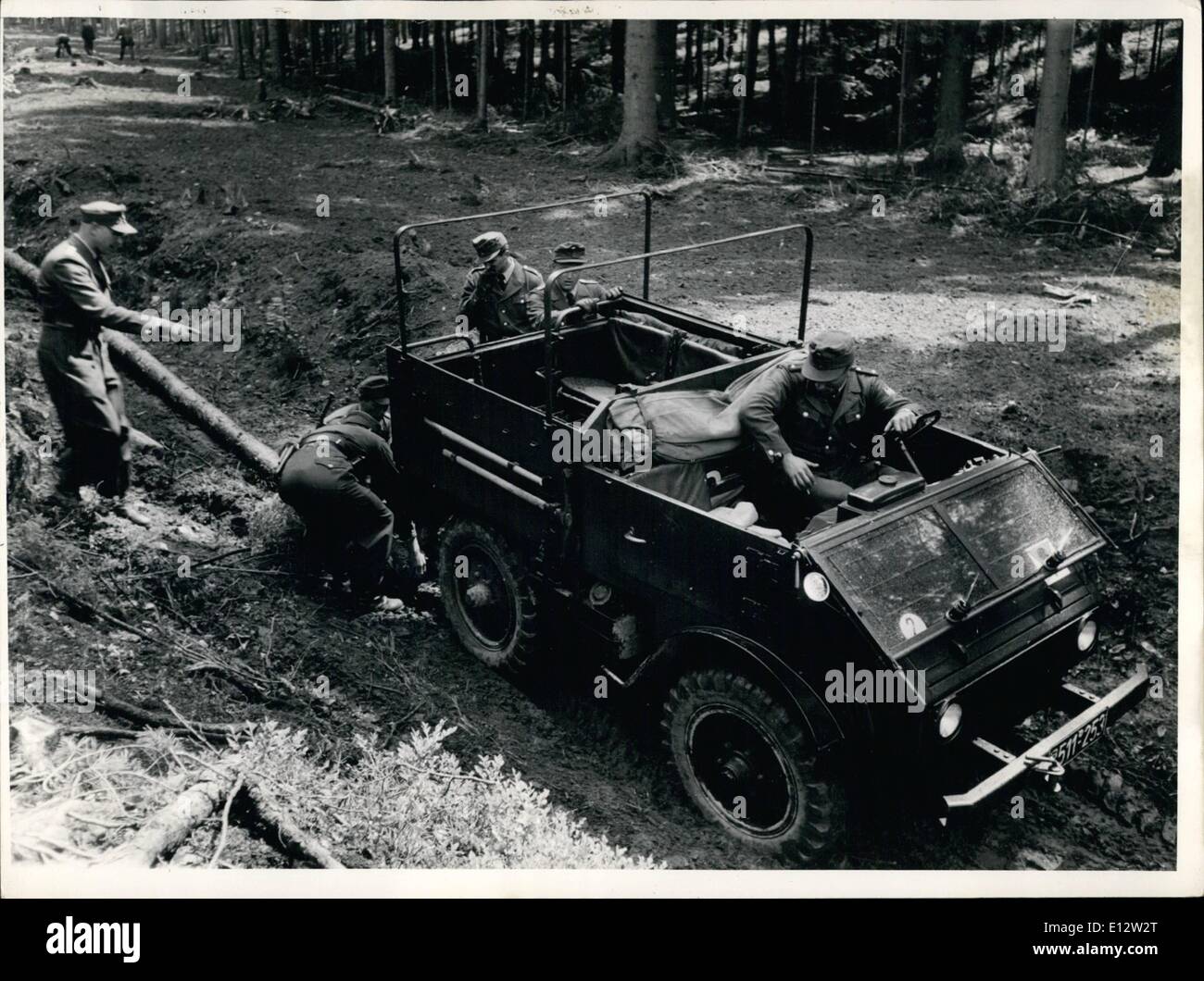 German border police hi-res stock photography and images - Alamy