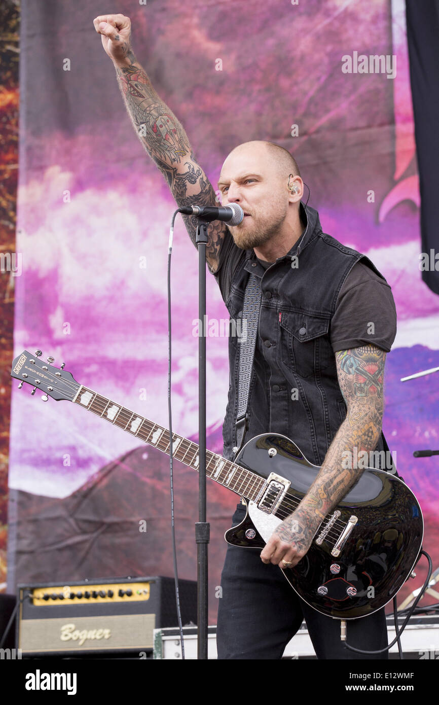 Columbus, Ohio, USA. 16th May, 2014. Guitarist and vocalist MARK ...