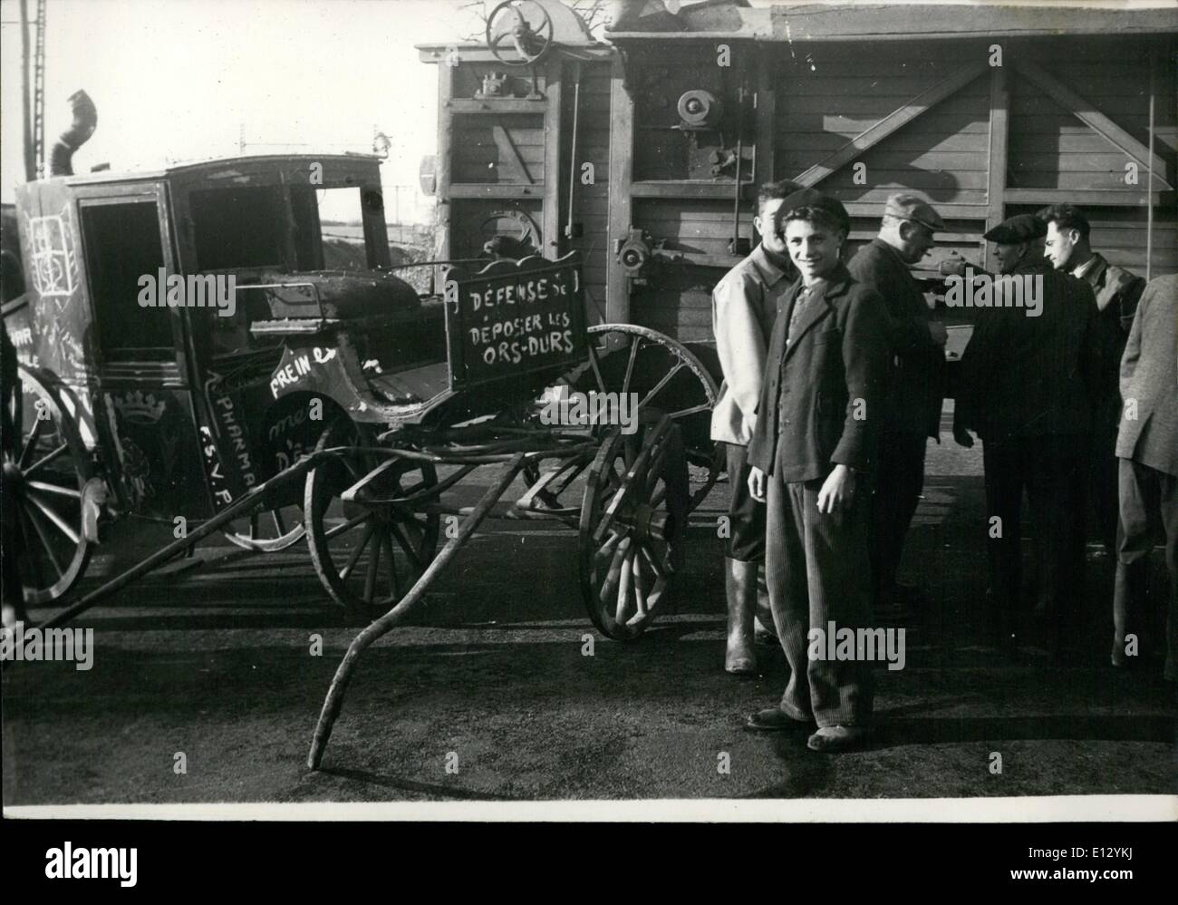French peasants hi-res stock photography and images - Alamy