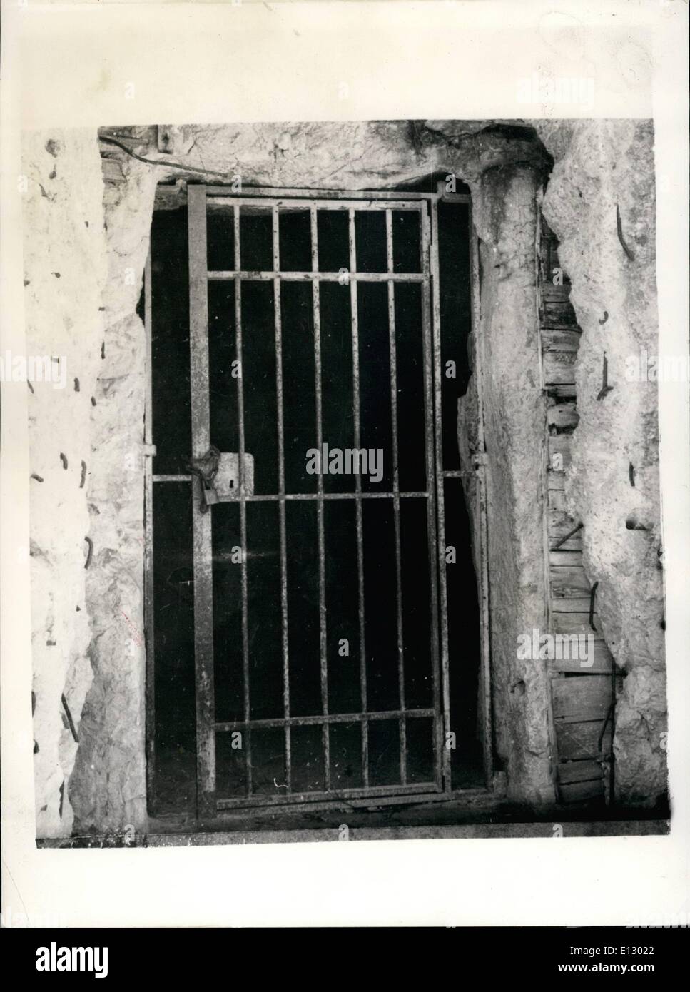 Socrates prison hi-res stock photography and images - Alamy