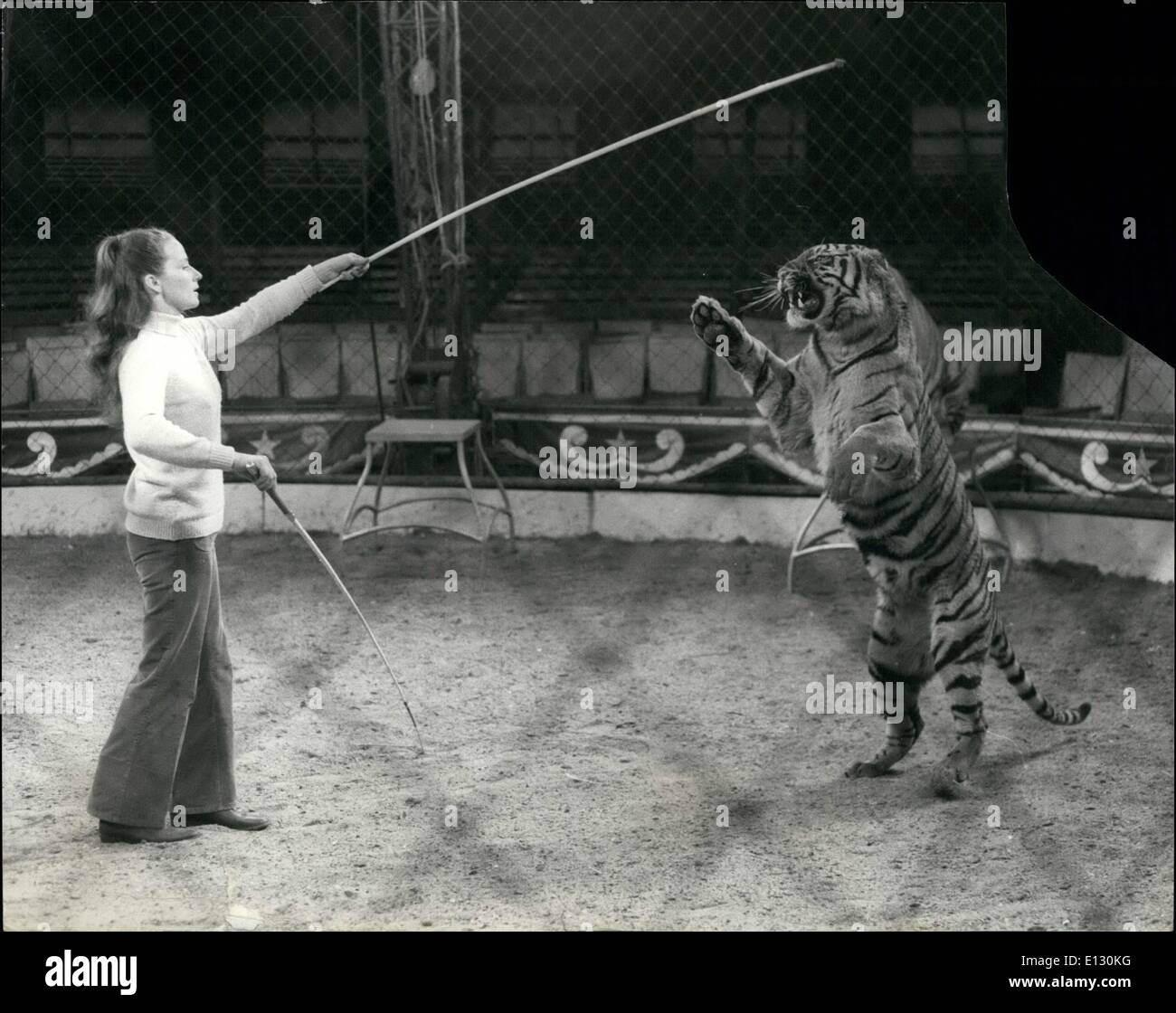 Feb. 26, 2012 - Mary's Circus is back in town World's only female wild ...