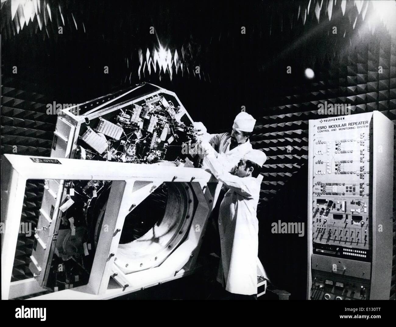 Construction modular repeater orbital test satellite orbital test ...