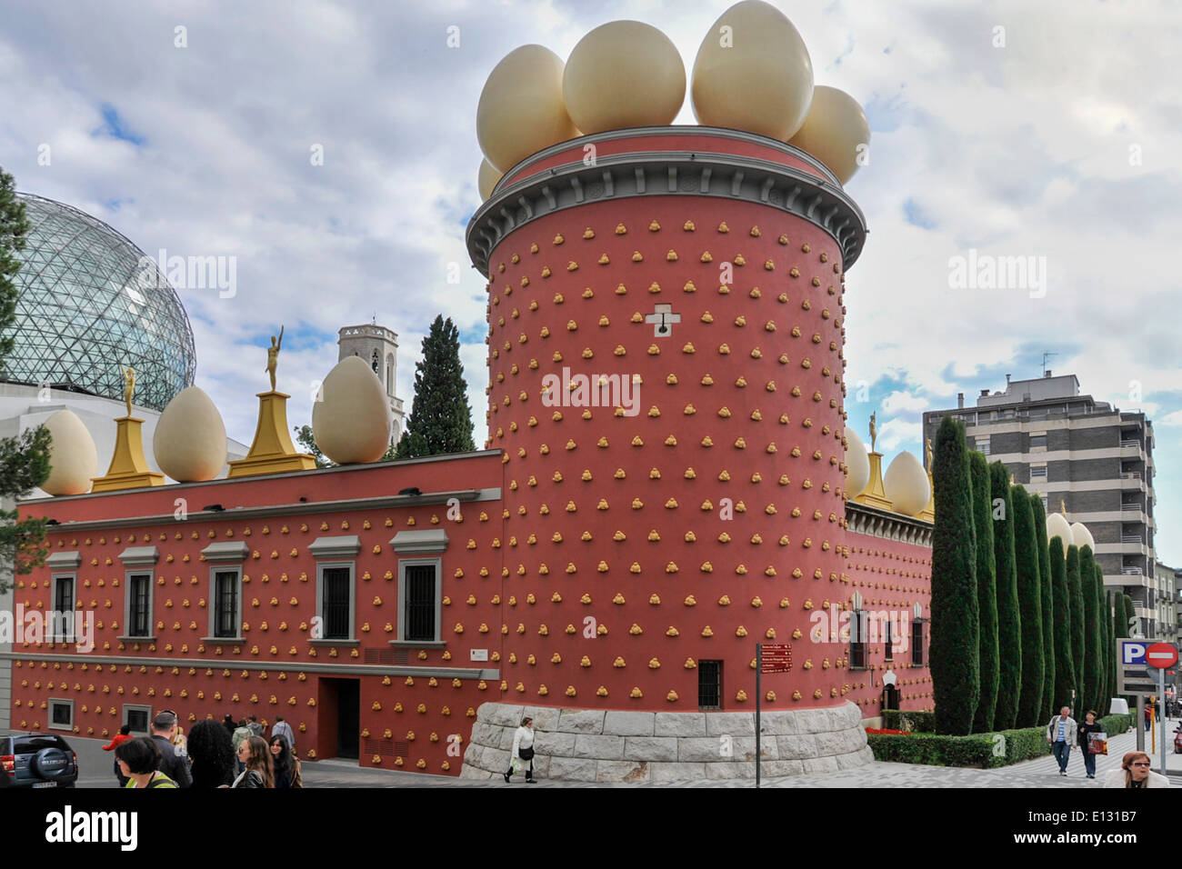 Dali Museum, Girona, Spain Stock Photo - Alamy