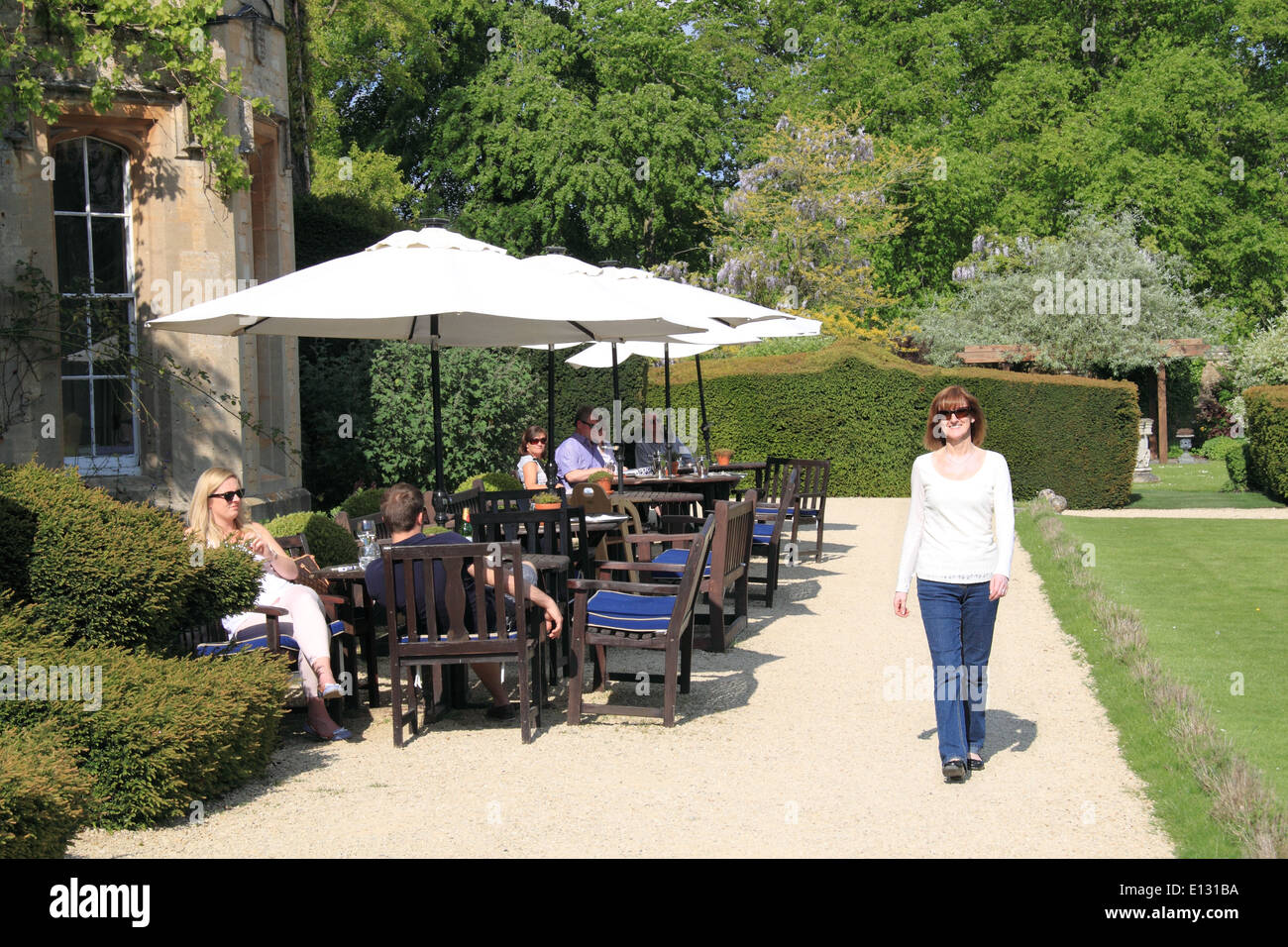 English manor terrace hi-res stock photography and images - Alamy