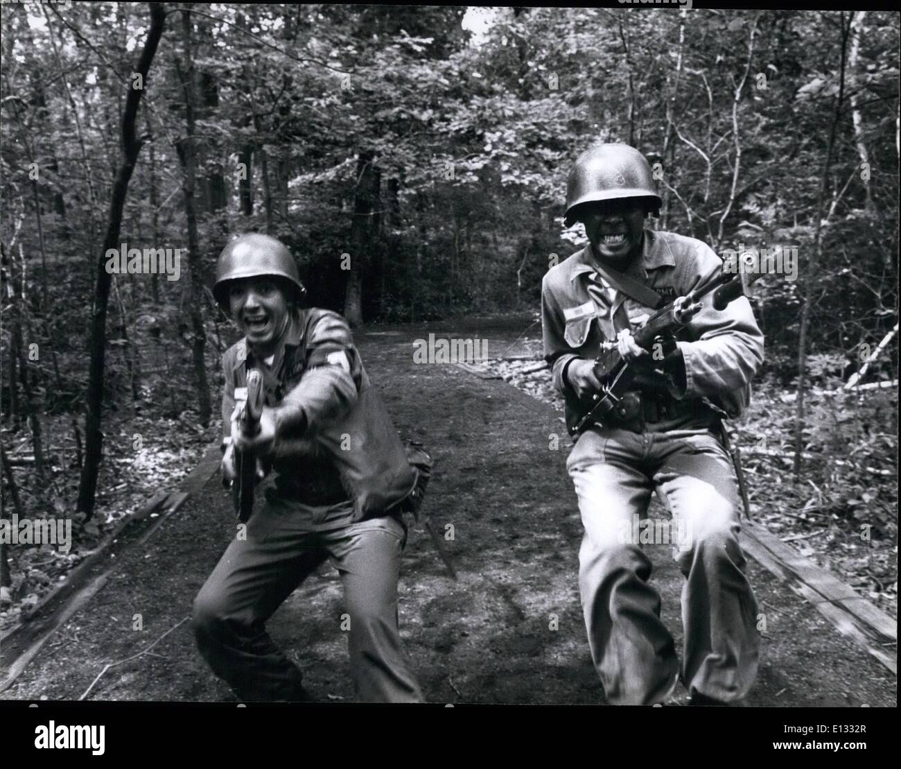 Basic training hi-res stock photography and images - Alamy