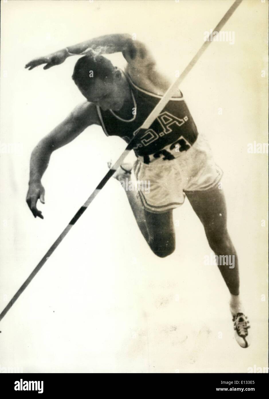 Historical pole vault hi-res stock photography and images - Alamy