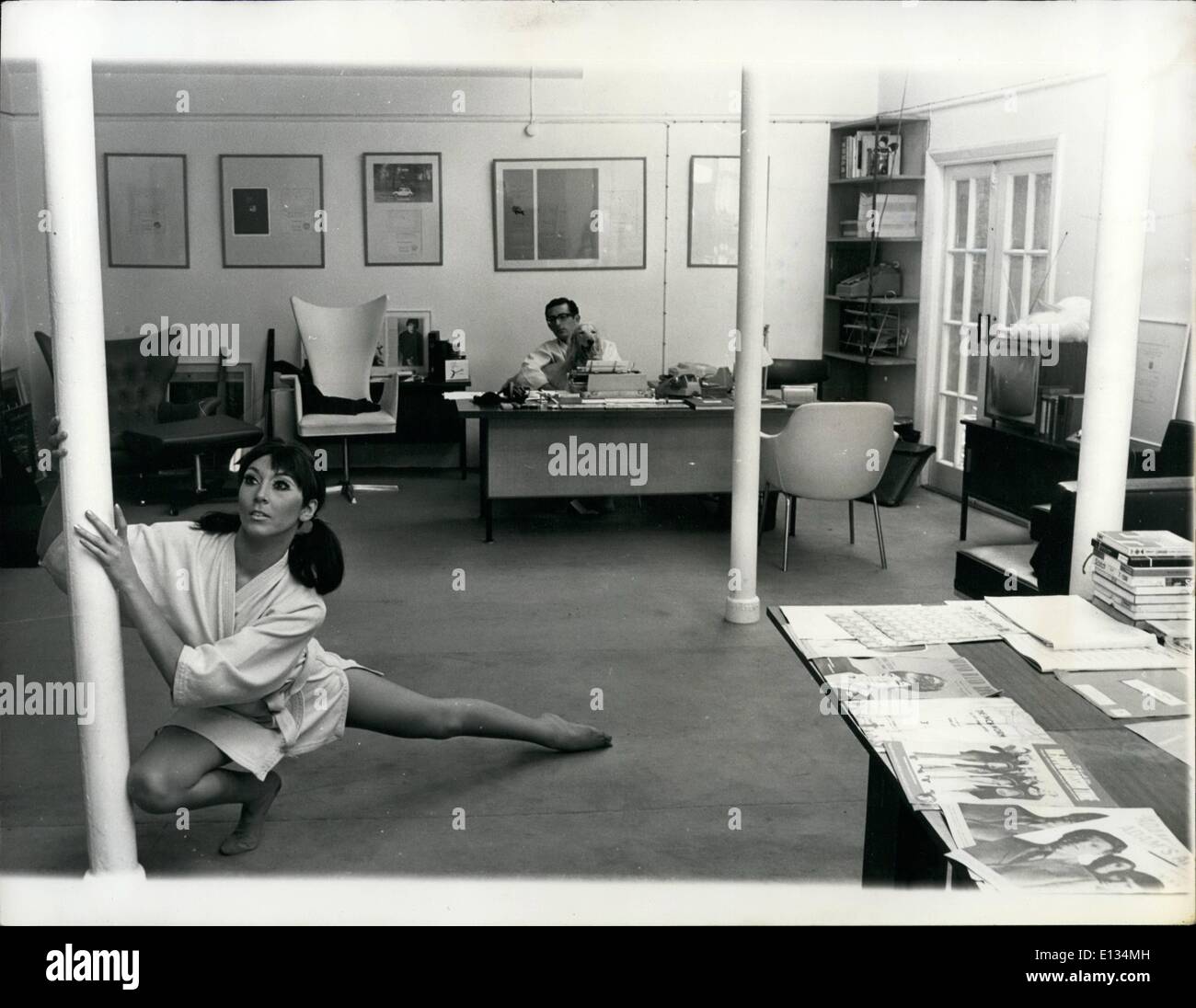 Anita harris dancer hi-res stock photography and images - Alamy