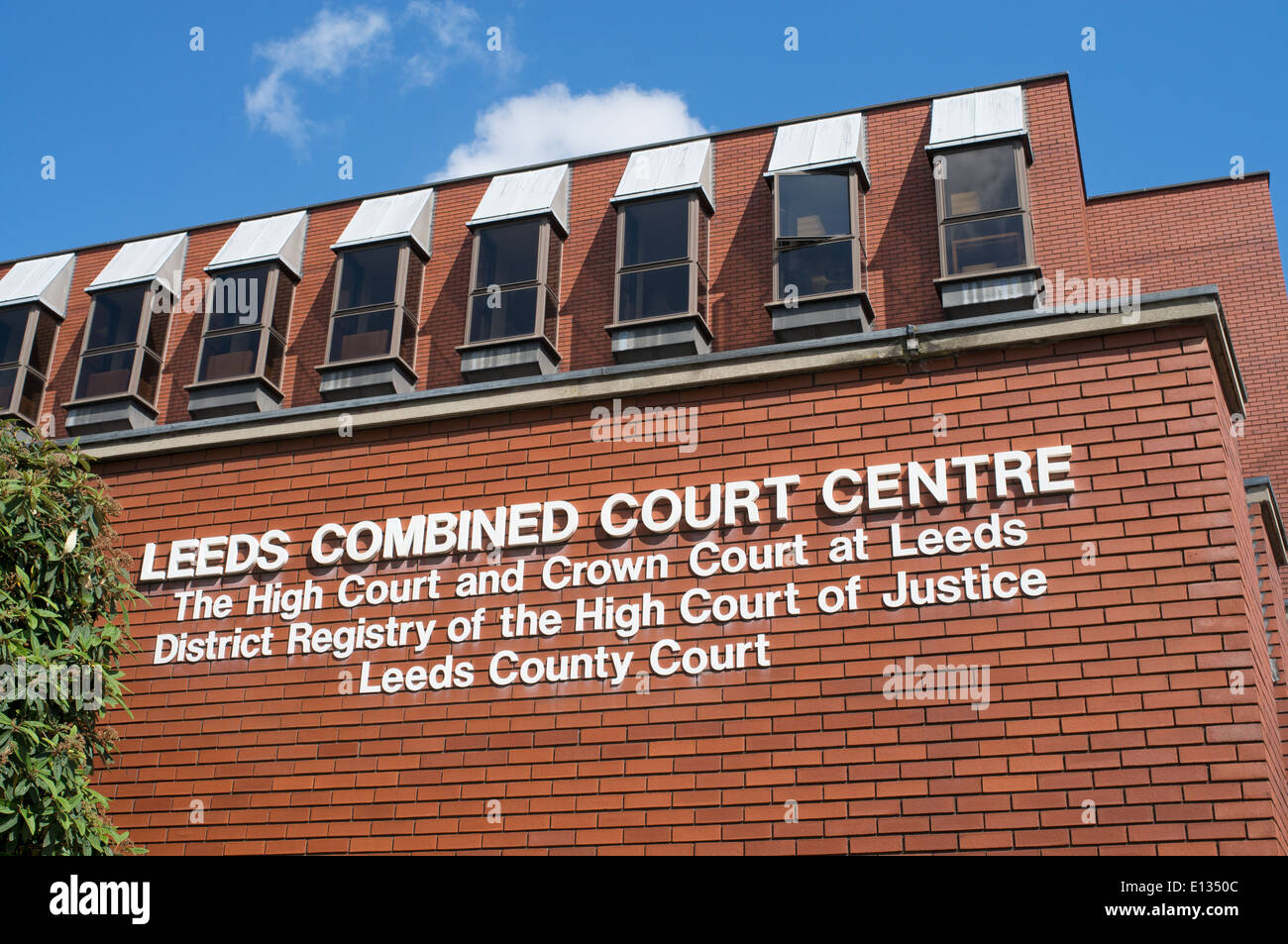 Leeds Combined Court Centre, Yorkshire, England, UK Stock Photo - Alamy