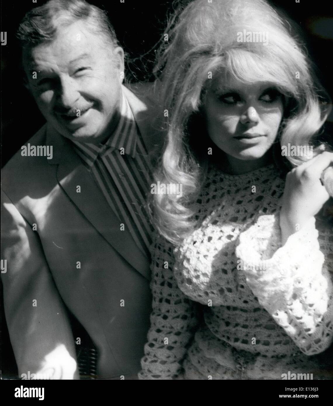 Charo xavier cugat hi-res stock photography and images - Alamy