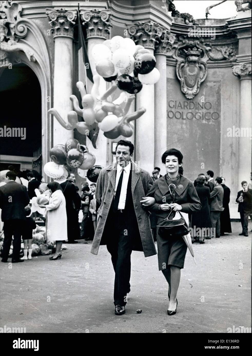 Feb. 28, 2012 - Frank Wolff visits the Zoo: Frank Wolff is the actor ...