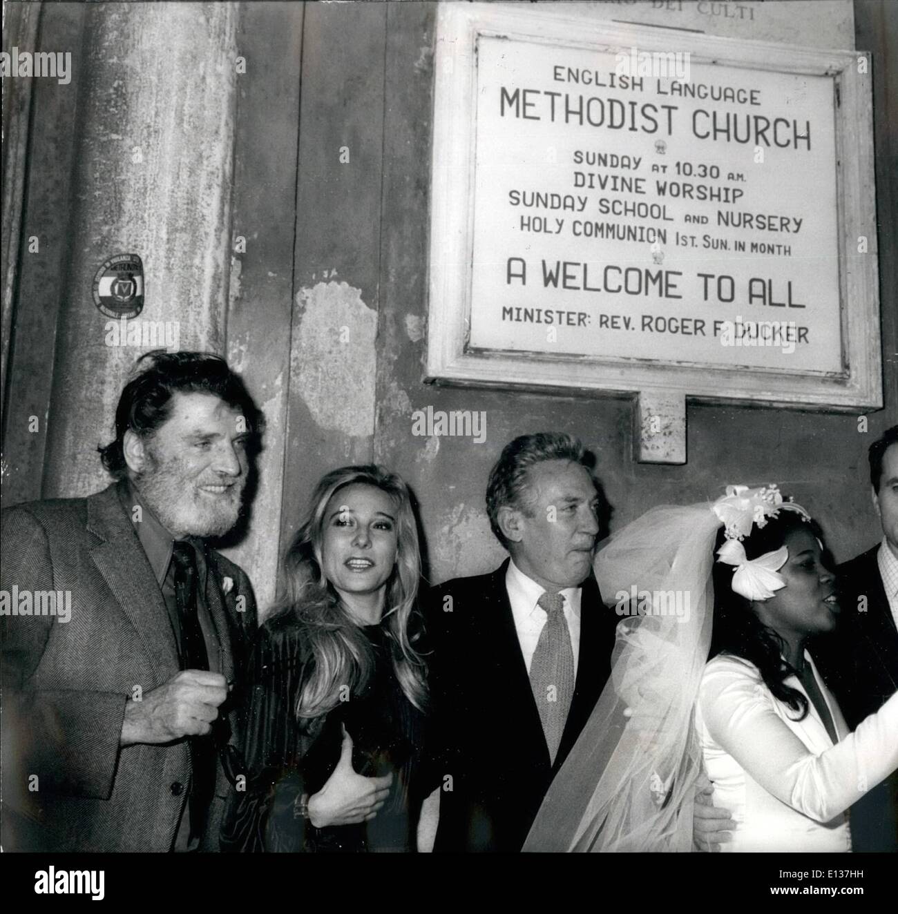 Eletha finch hi-res stock photography and images - Alamy