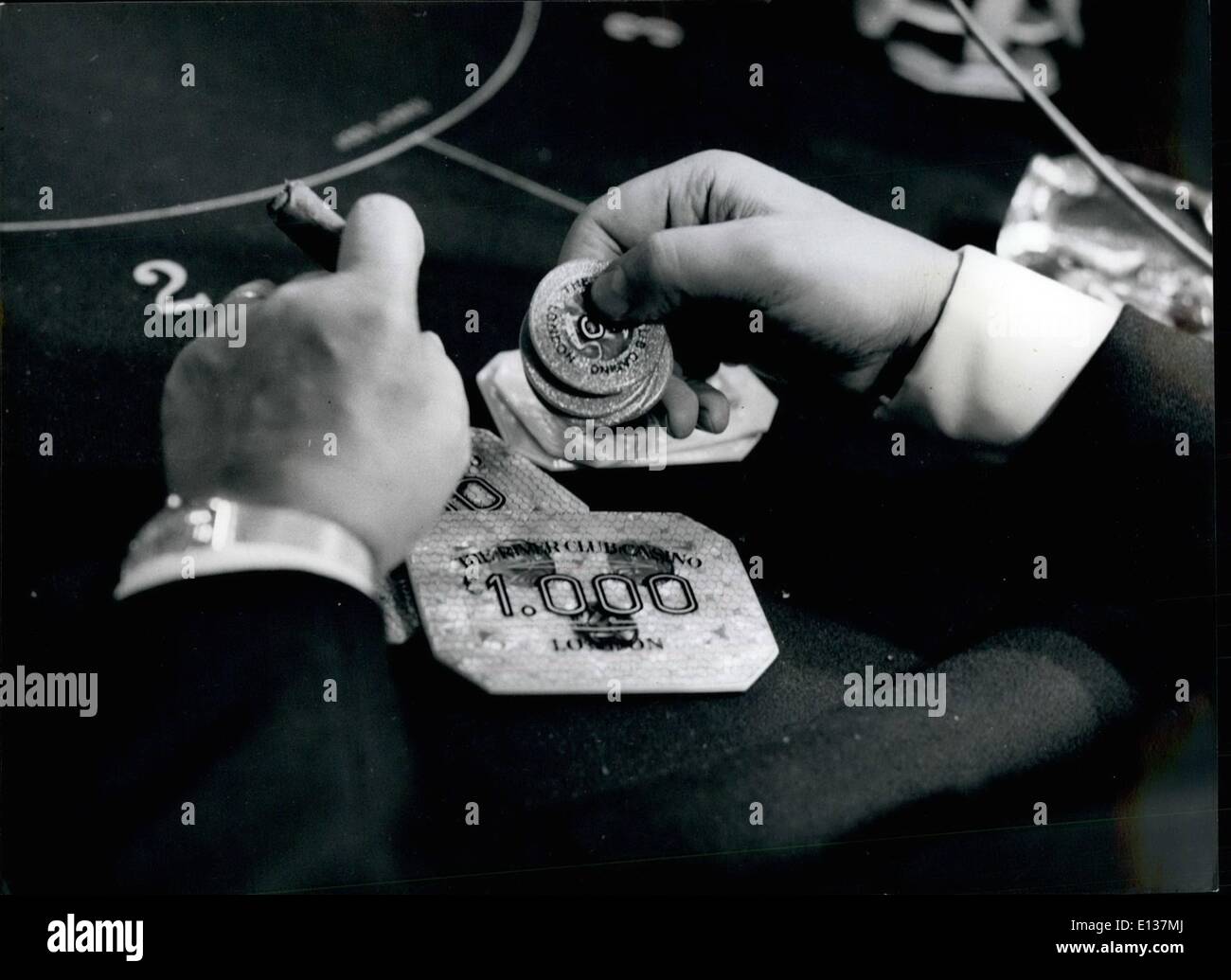 2012 counting his chips hi-res stock photography and images - Alamy