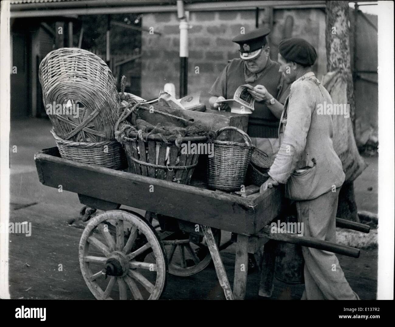 British customs hi-res stock photography and images - Alamy