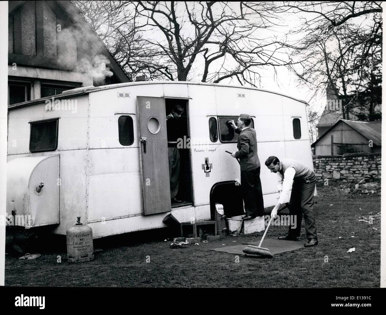 Spring cleaning history hi-res stock photography and images - Alamy