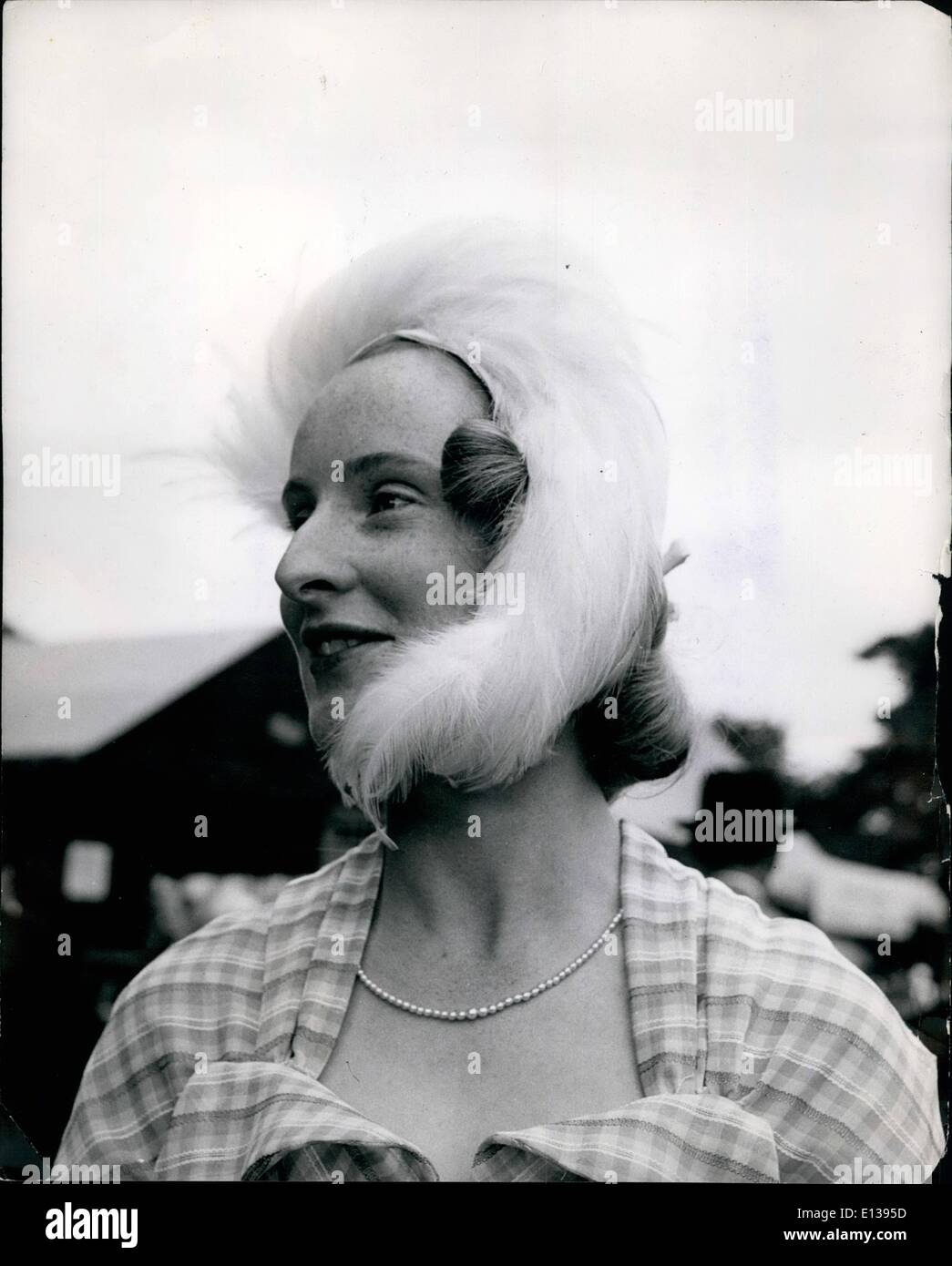 Feb. 29, 2012 - Wimbledon Fashion Ã¢â‚¬â€œ Mrs. Barbara Calvert wears ...