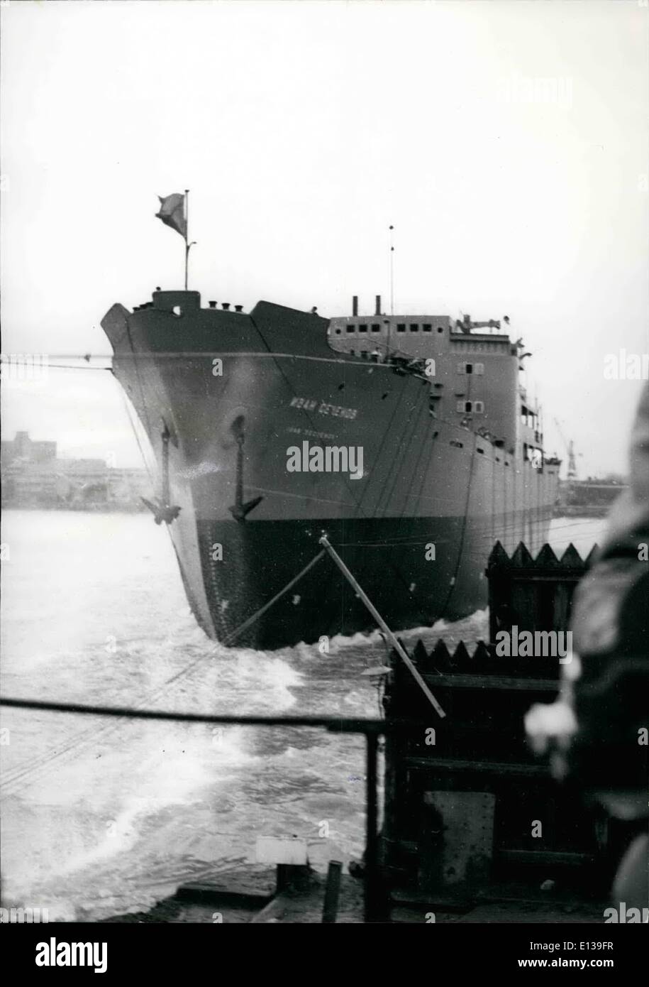 Soviet cargo ship hi-res stock photography and images - Alamy