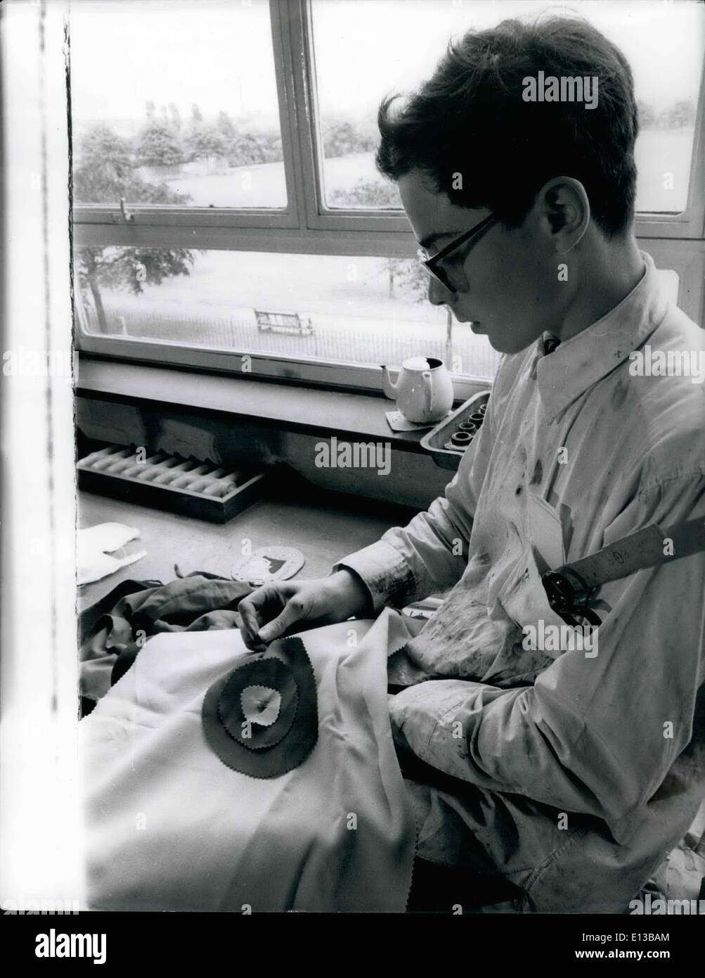 Feb. 29, 2012 - Sewing class - Brian Warren and Paul Lovy make their ...