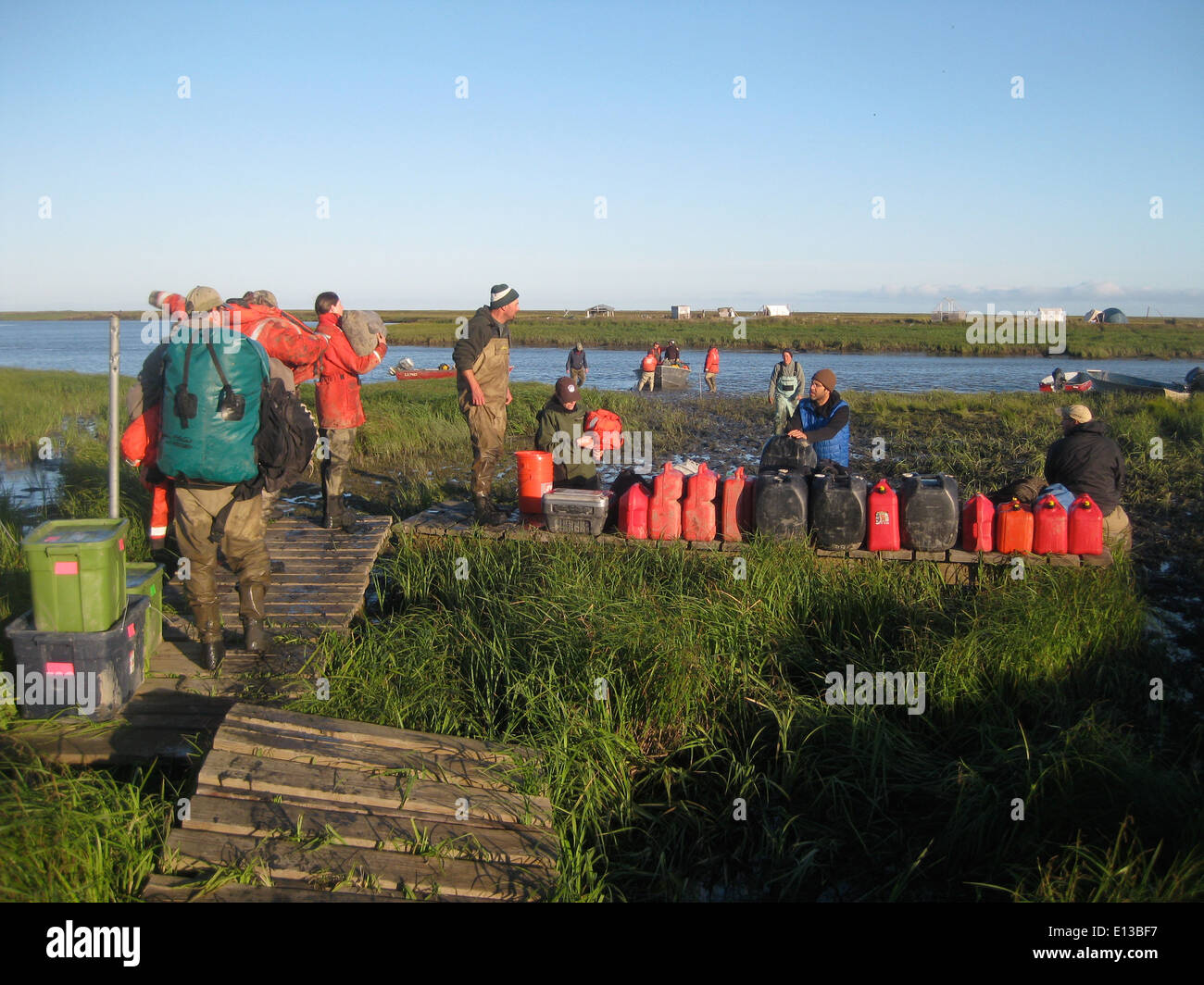 Packing boats hi-res stock photography and images - Alamy