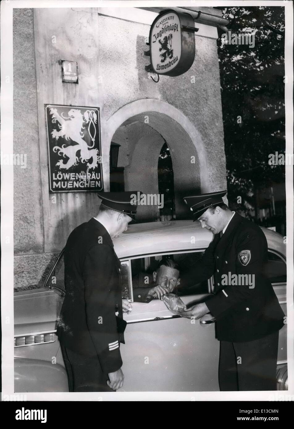 Air medical blood hi-res stock photography and images - Alamy