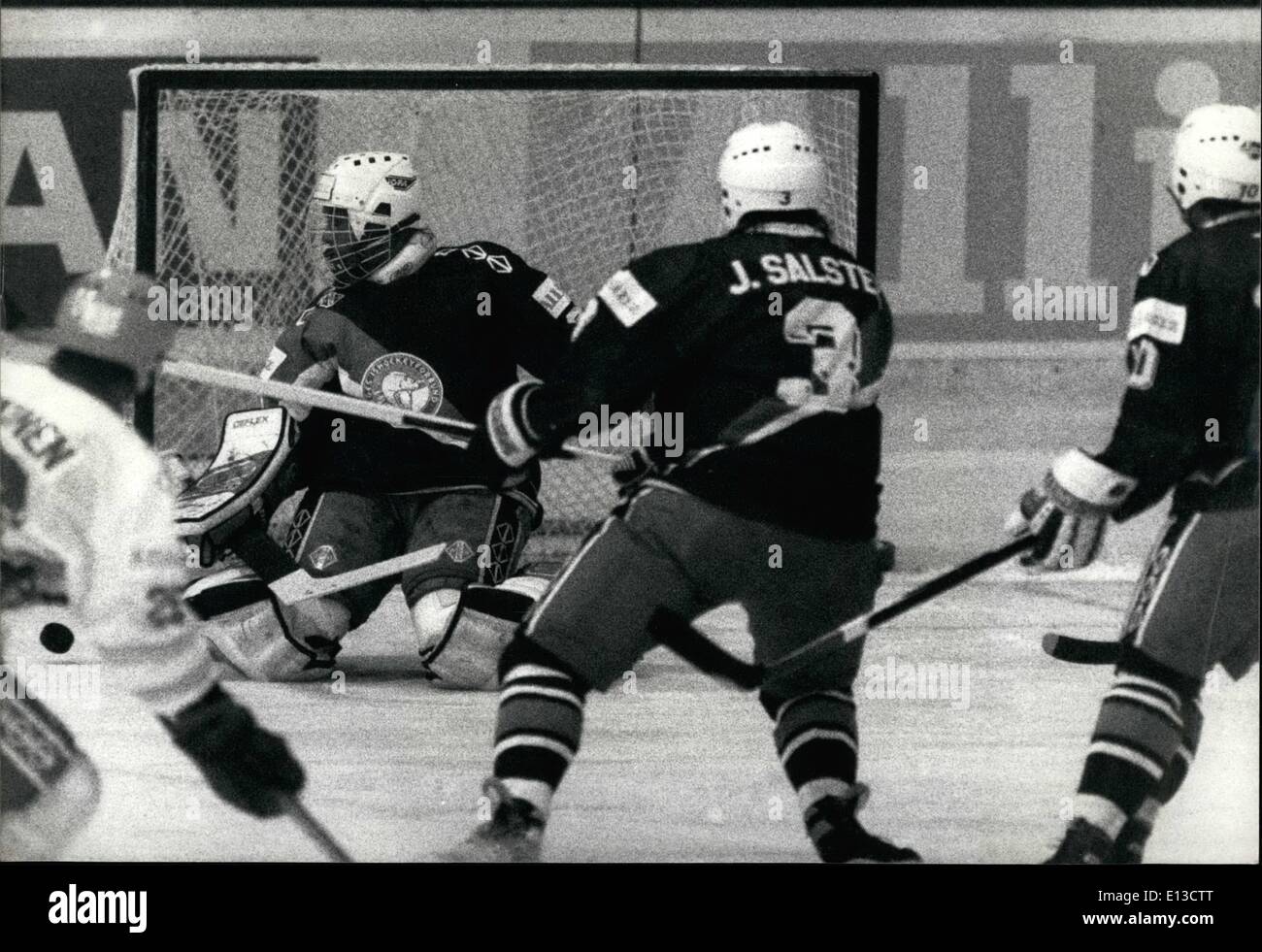 Icehockey worldchampionships in switzerland hi-res stock photography ...