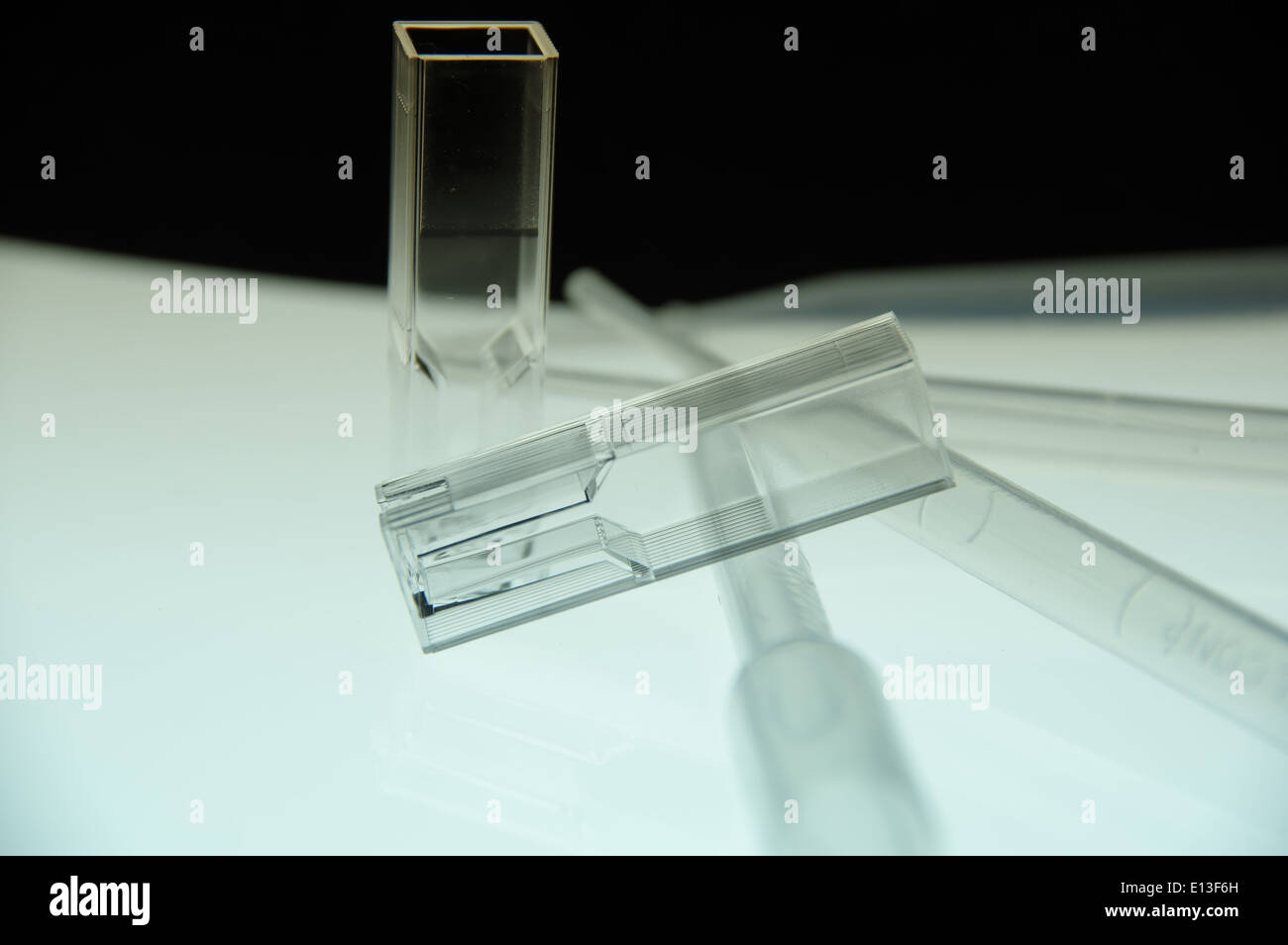 Empty microcuvette and transfer pipette Stock Photo - Alamy