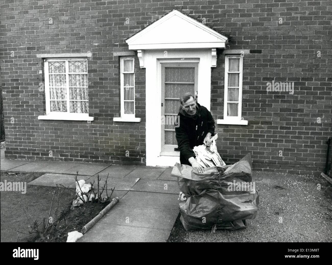 62 year old alan barker hi-res stock photography and images - Alamy